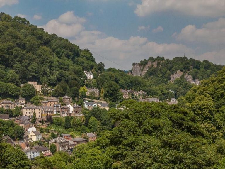 Top 10 places to visit in the East Midlands (+ tips & map)