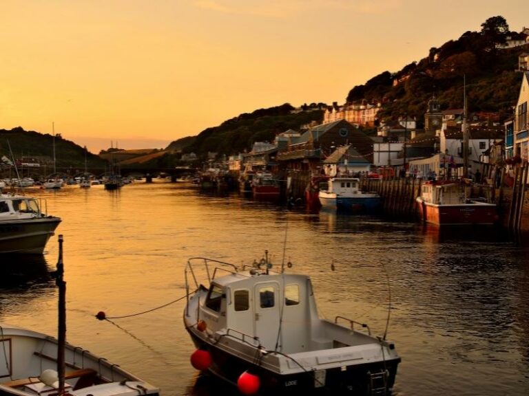 27 Best Places to Visit in Cornwall (+ map & travel tips)