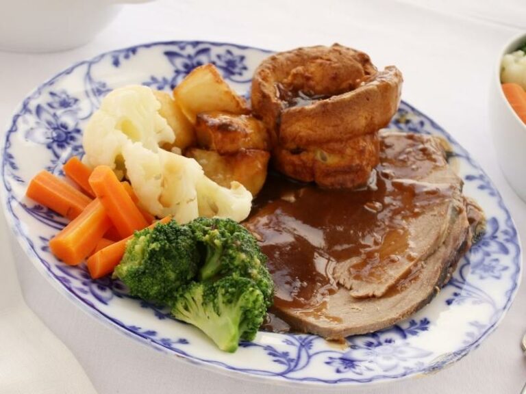 39 Traditional British foods you have to try!