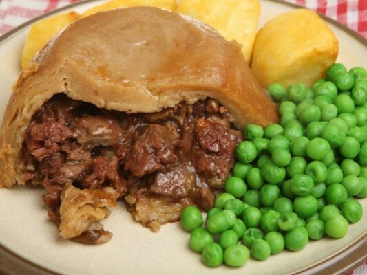 39 Traditional British foods you have to try!