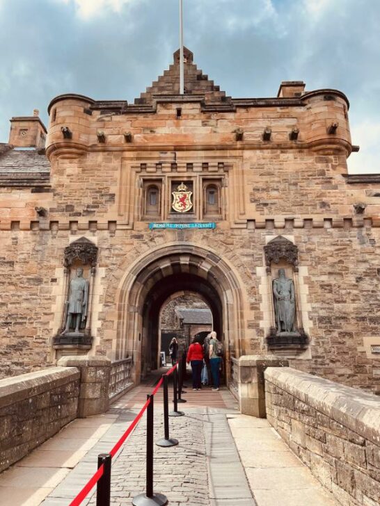 The Complete Guide to Walking the Royal Mile in Edinburgh