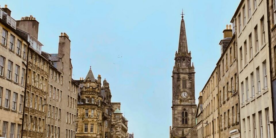 The Complete Guide to Walking the Royal Mile in Edinburgh